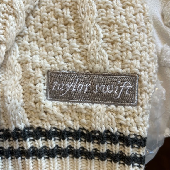 Taylor Swift | Sweaters | Taylor Swift Original Folklore Cardigan ...